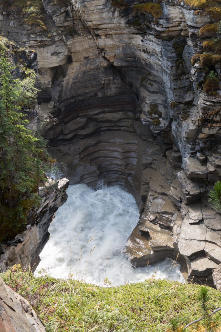 Jasper to Lake Louis bike tour - Georgios Cherouvim